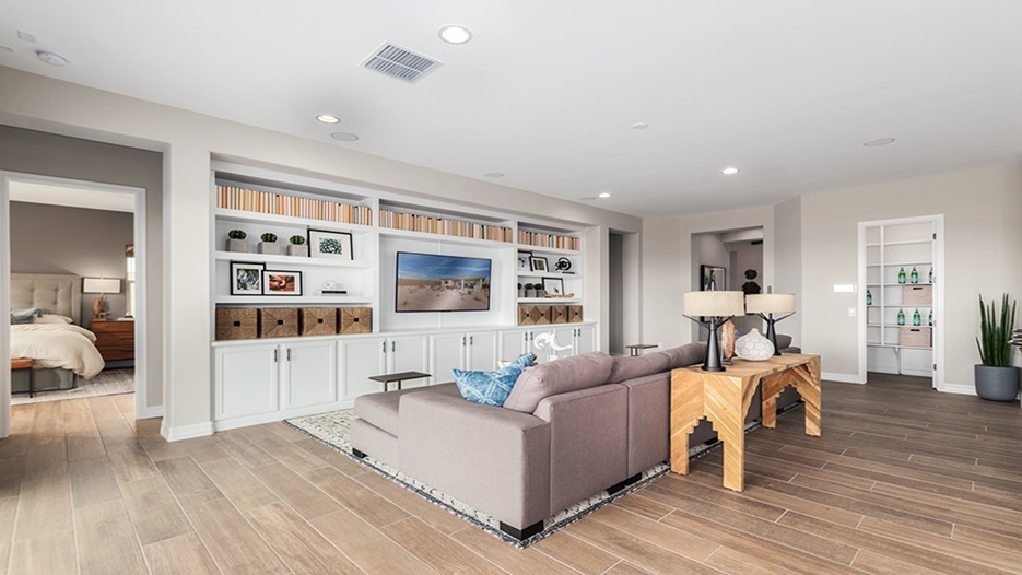 Hillary at Combs Ranch Landmark Collection in San Tan Valley, AZ ...