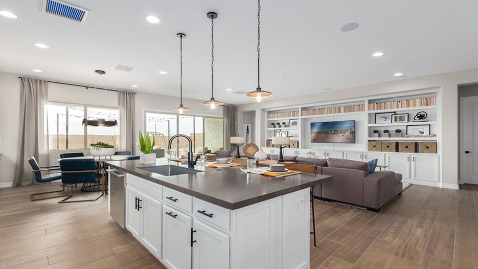 Hillary at Combs Ranch Landmark Collection in San Tan Valley, AZ ...