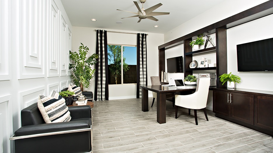 Shire at Paradisi Venture II Collection in Surprise, AZ - Taylor Morrison