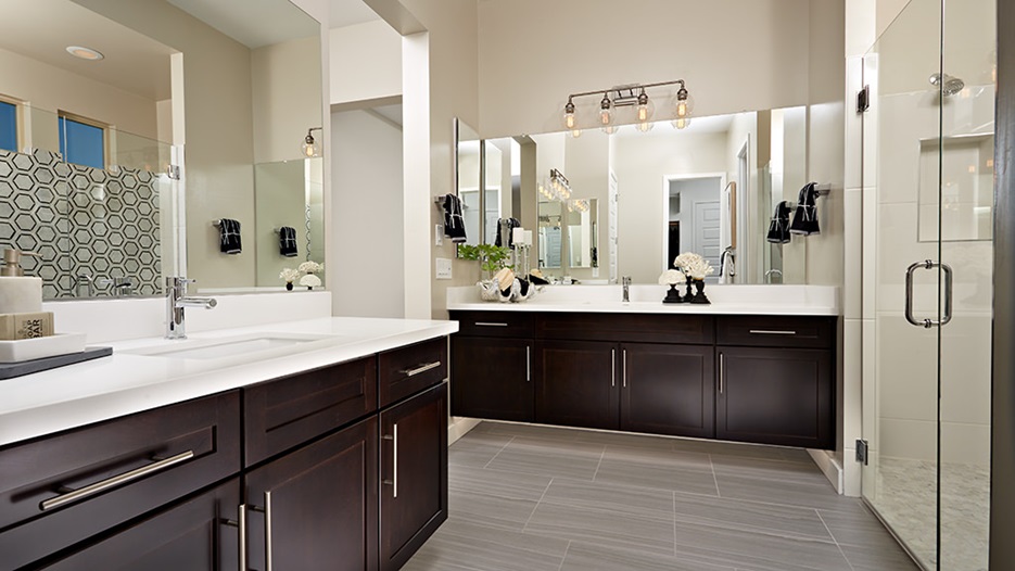 Shire at Paradisi Venture II Collection in Surprise, AZ - Taylor Morrison