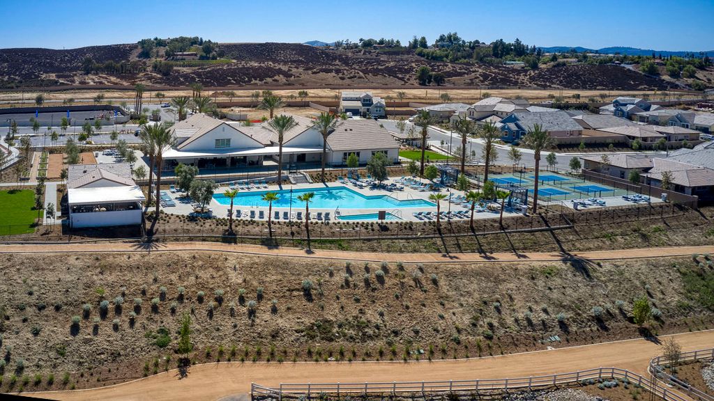 Resort-Style Living - Taylor Morrison