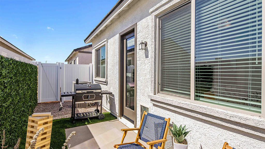 Phoenix, Arizona Homes for Rent at Yardly Broadway - Taylor Morrison