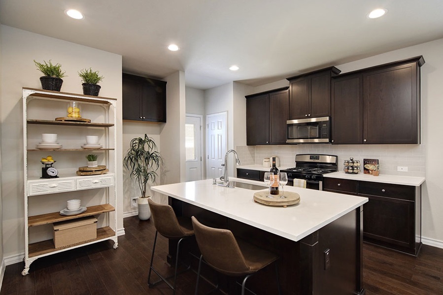 Bach at Emory Crossing 40s in Hutto, TX - Taylor Morrison