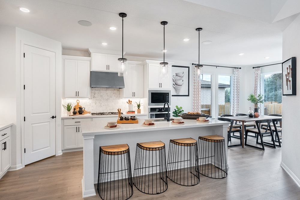 Saffron 5 bedroom home for sale in Leander at Travisso Capri Collection